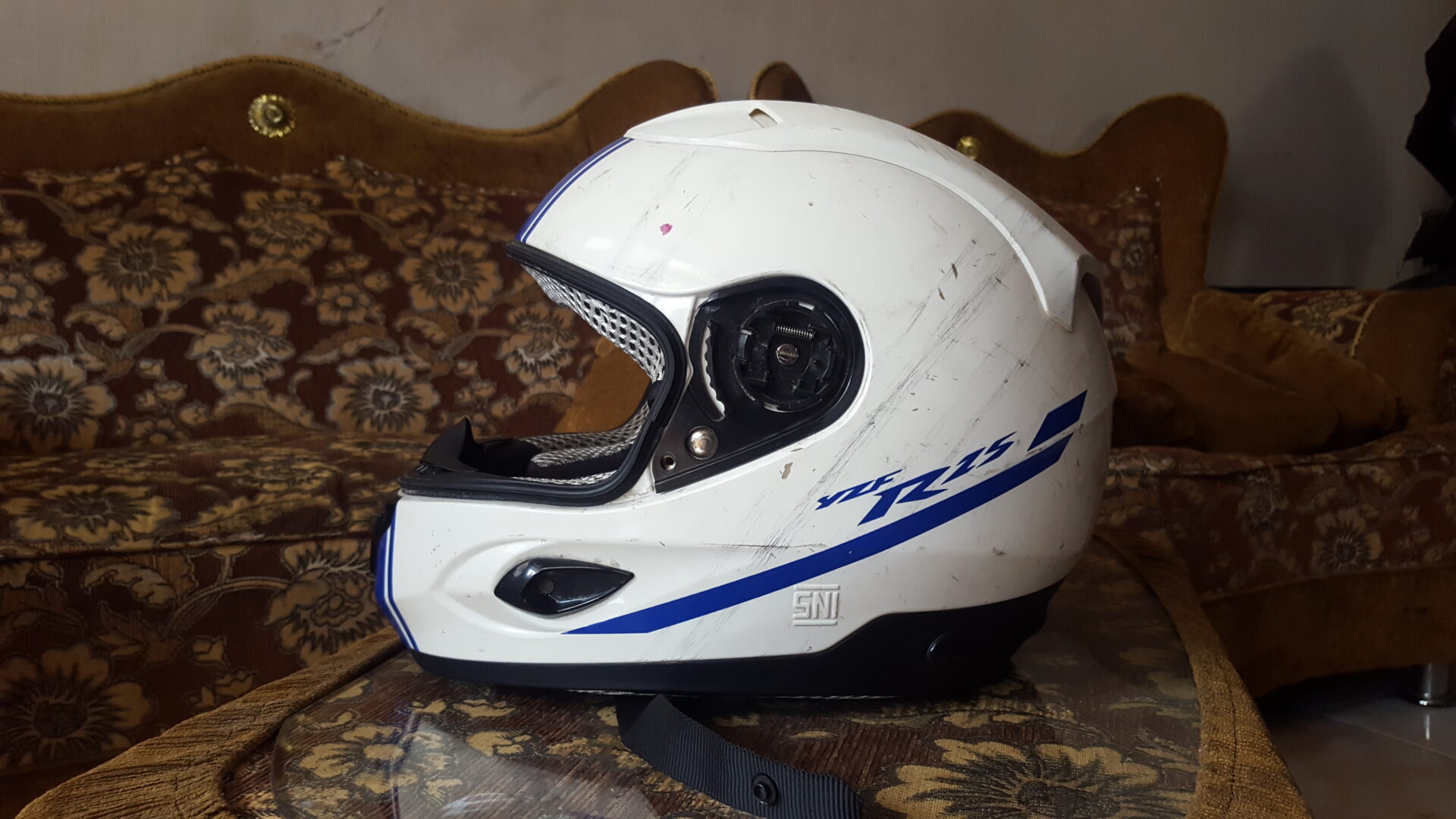 Cargloss Former Helmet Mockup - Yonatan Karya